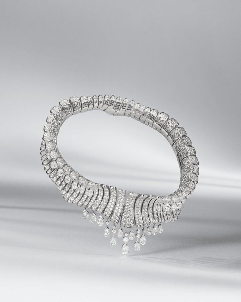 Van Cleef & Arpels' Legend Of Diamonds Collection Continues To Defy ...